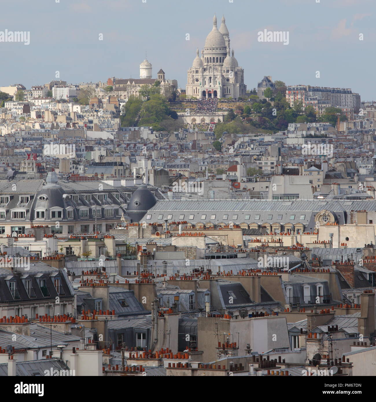 City skyline with sacre coeur hi-res stock photography and images - Alamy