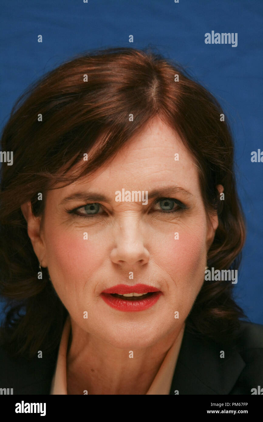Elizabeth McGovern "Downton Abbey" Portrait Session, August 1, 2011 ...