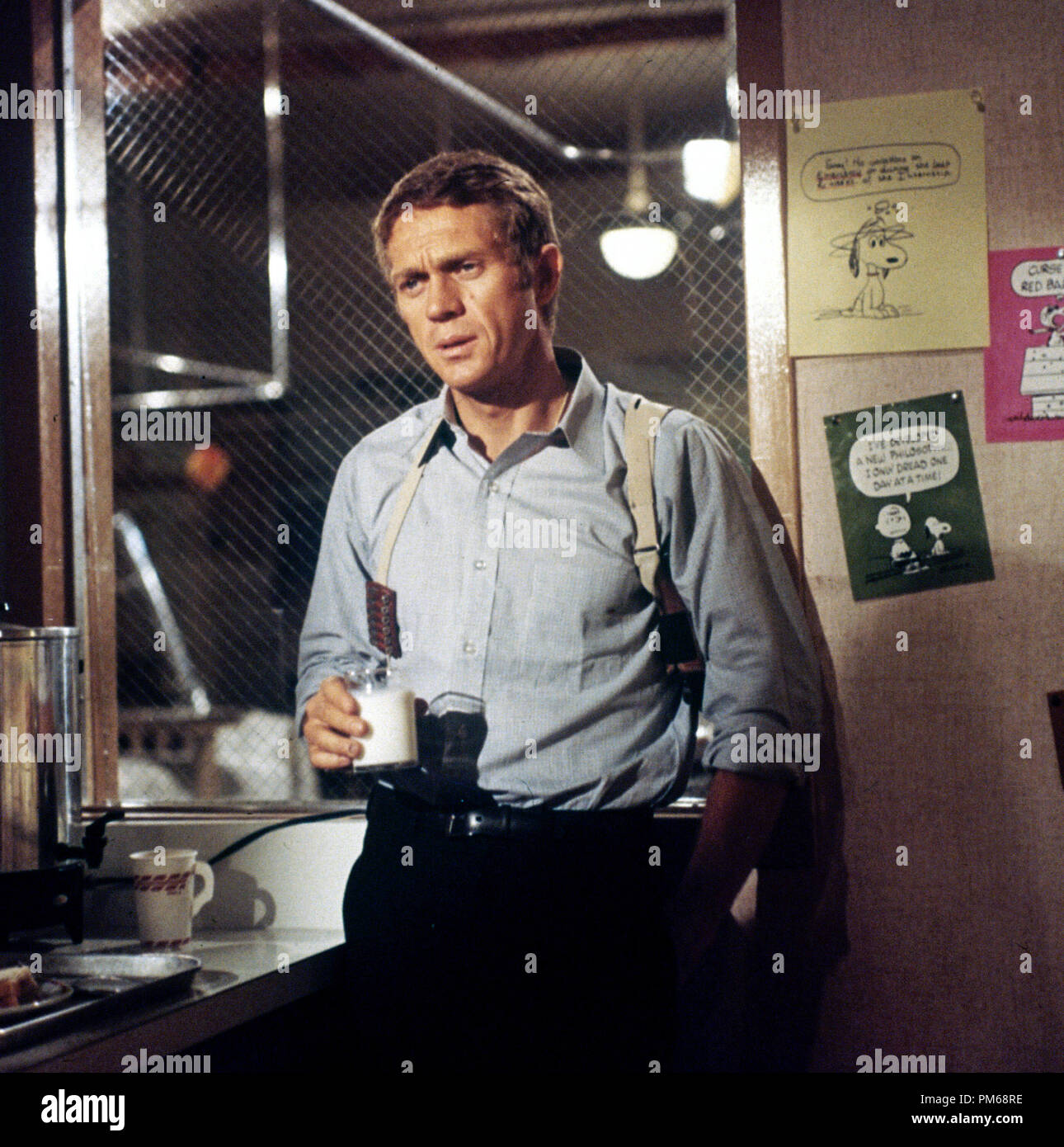 Bullitt 1968 steve mcqueen hi-res stock photography and images - Alamy