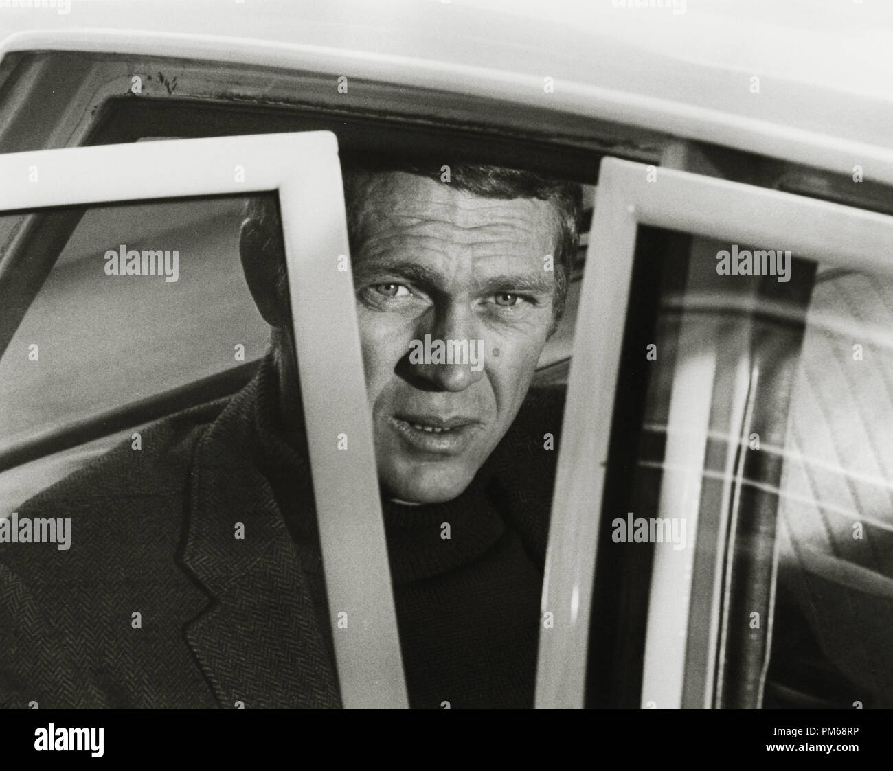 Bullitt 1968 steve mcqueen hi-res stock photography and images - Alamy
