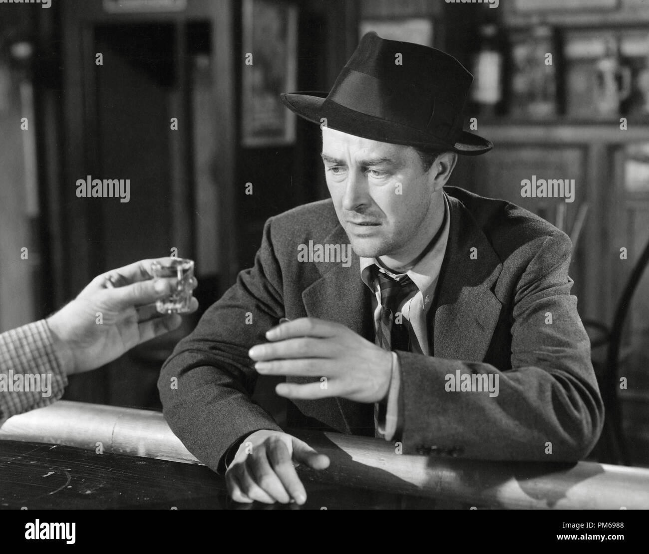 The lost weekend 1945 ray milland hi-res stock photography and images ...
