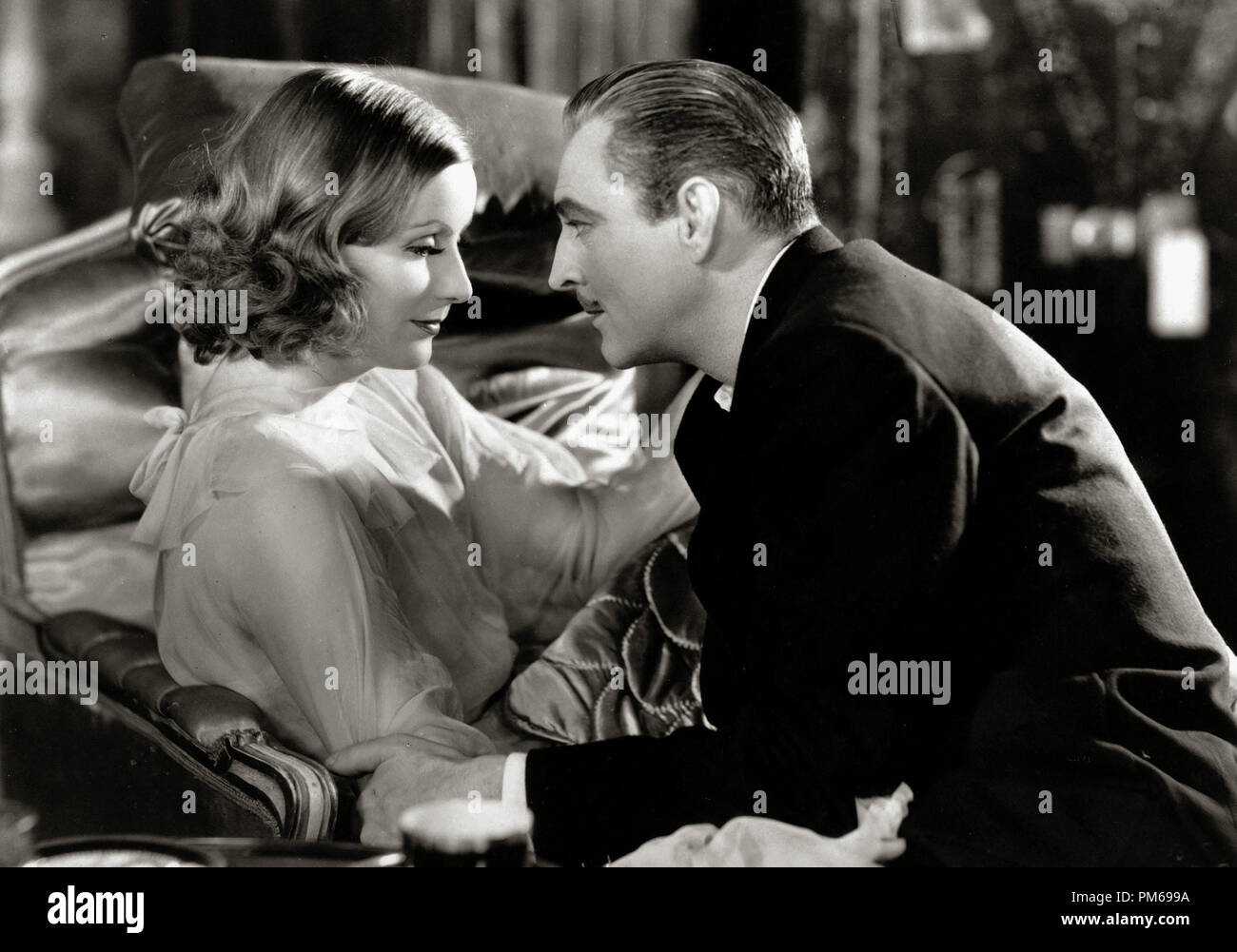 Greta garbo profile hi-res stock photography and images - Alamy