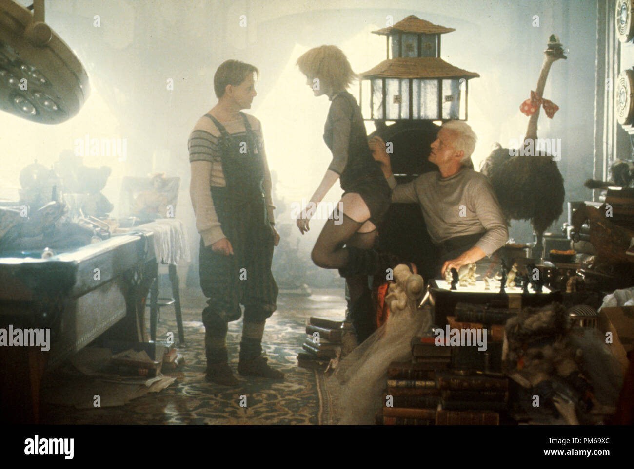 Daryl hannah blade runner hi-res stock photography and images - Alamy