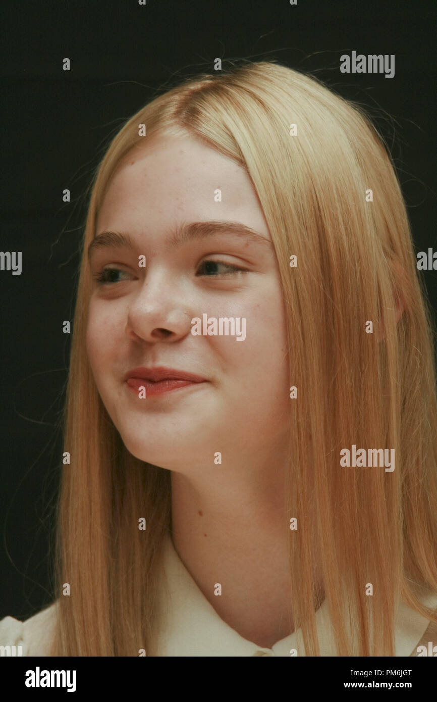 Elle Fanning "Somewhere" Portrait Session, December 8, 2010 ...