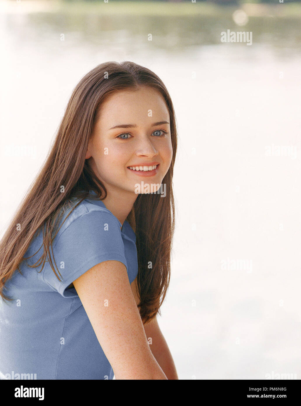 Film Still / Publicity Still from "Gilmore Girls" Alexis Bledel 2001 ...