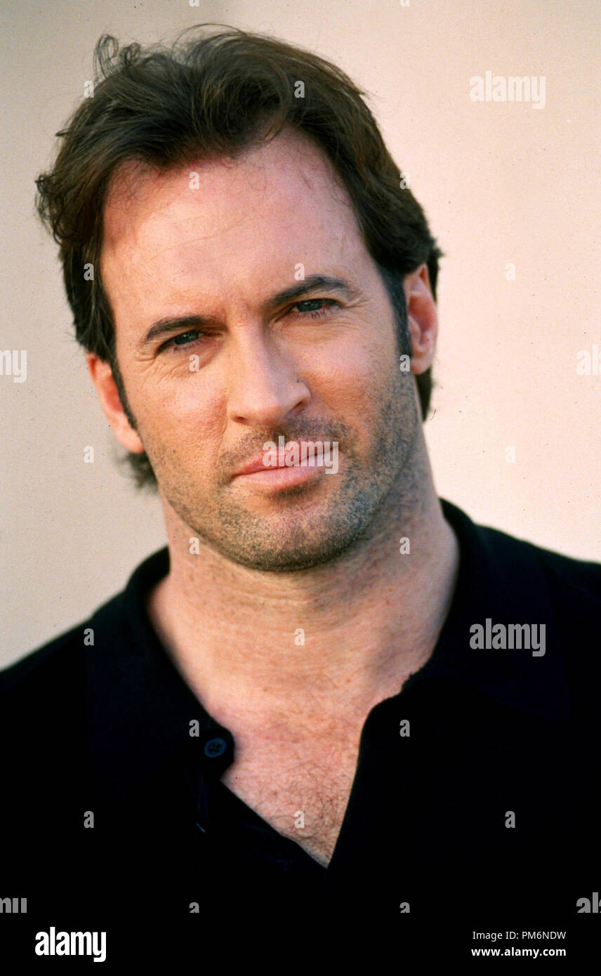 P s lo scott patterson 2001 photo credit hi-res stock photography and ...
