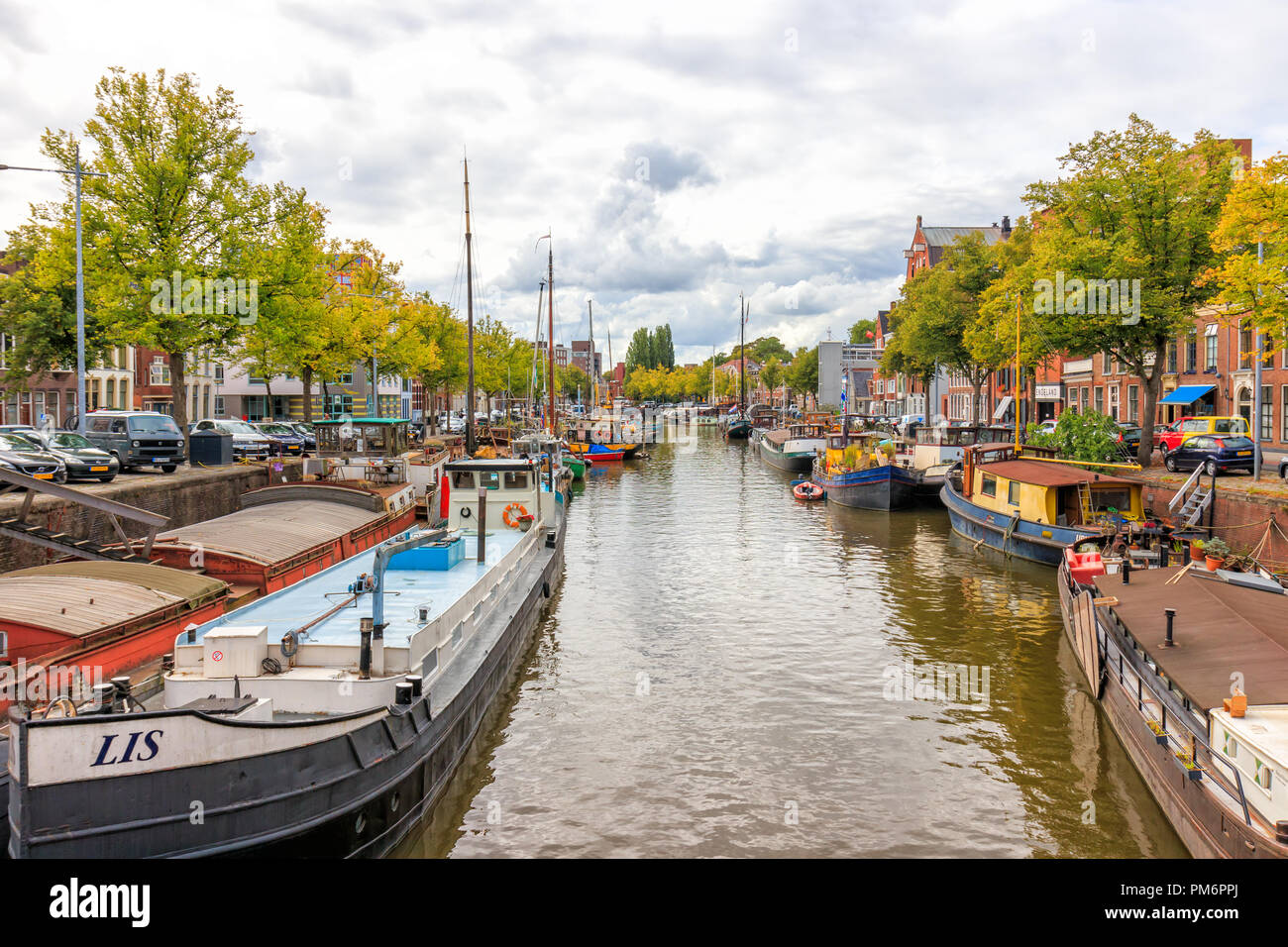 Boats in canal in groningen hi-res stock photography and images - Alamy