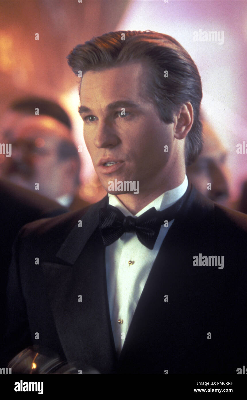 Val kilmer batman forever 1995 hi-res stock photography and images - Alamy