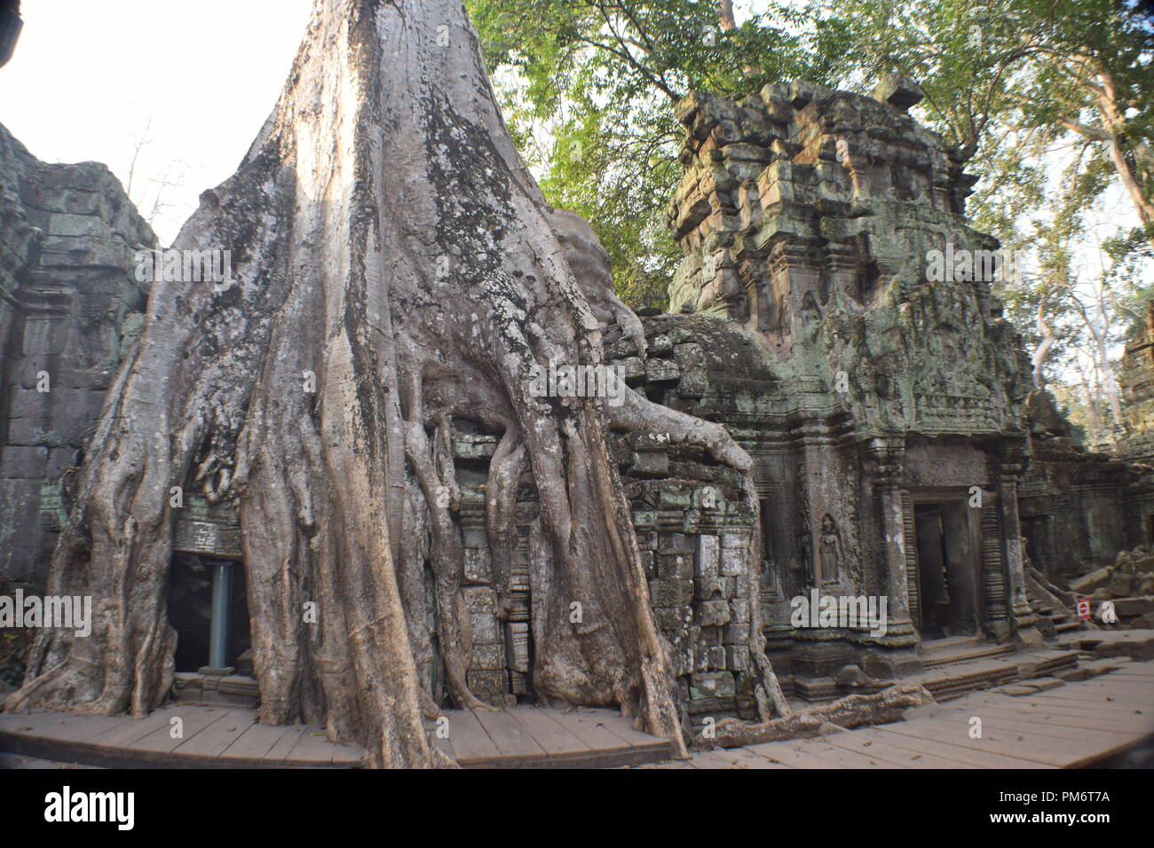 Angkorian temples hi-res stock photography and images - Alamy