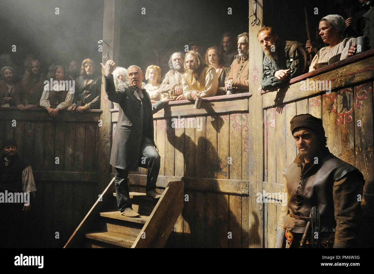 Roland emmerich director on set hi-res stock photography and images - Alamy