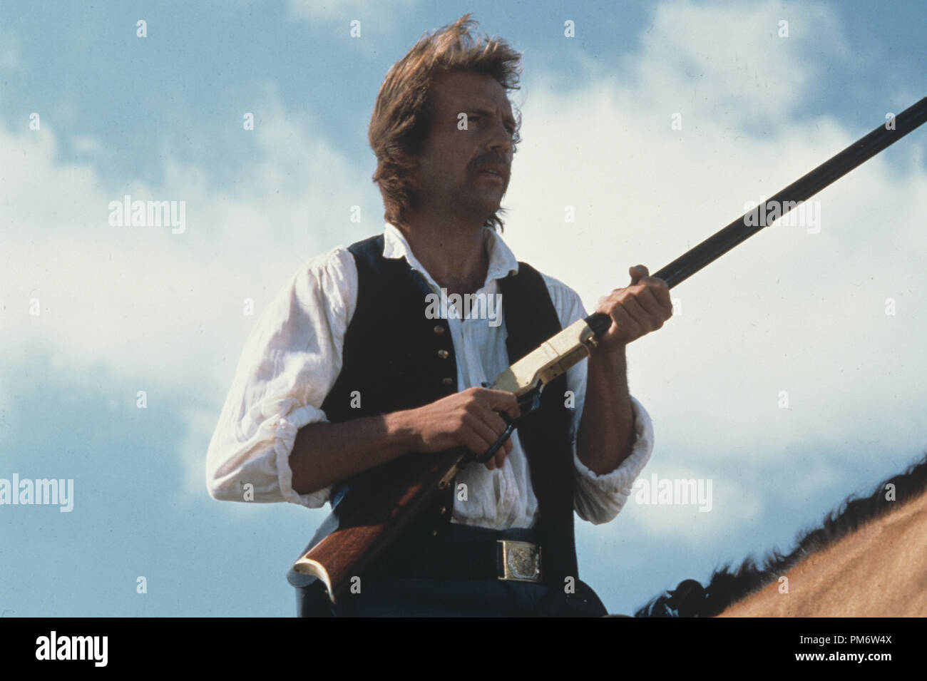 Kevin Costner Wolves 1990 High Resolution Stock Photography and Images ...