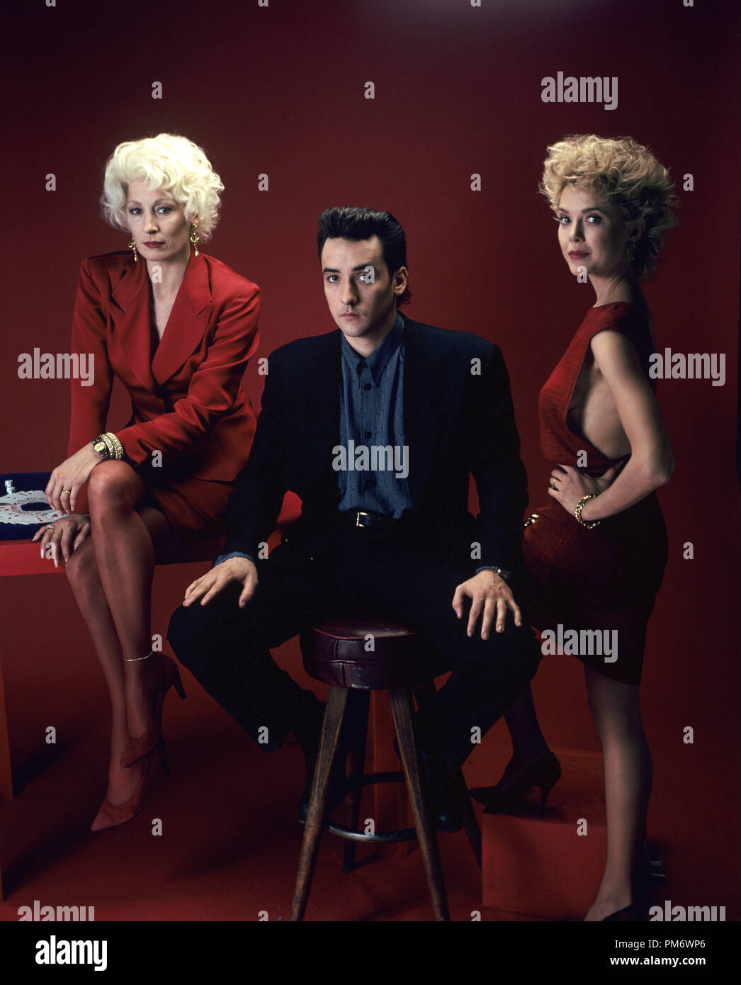 Grifters annette bening hi-res stock photography and images - Alamy