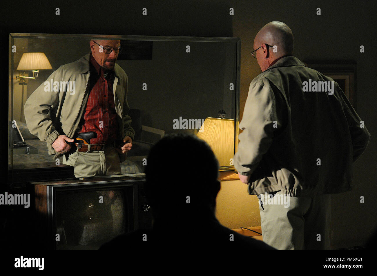Walter White (Bryan Cranston) - Breaking Bad - Season 4, Episode 2 ...