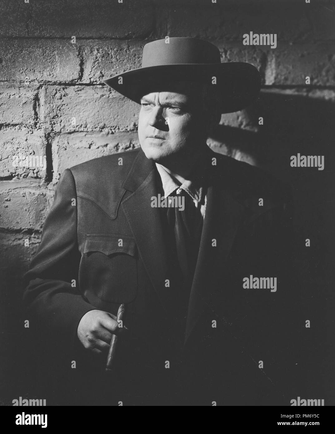 Studio Publicity Still: "Man in the Shadow" Orson Welles 1957 UI File ...
