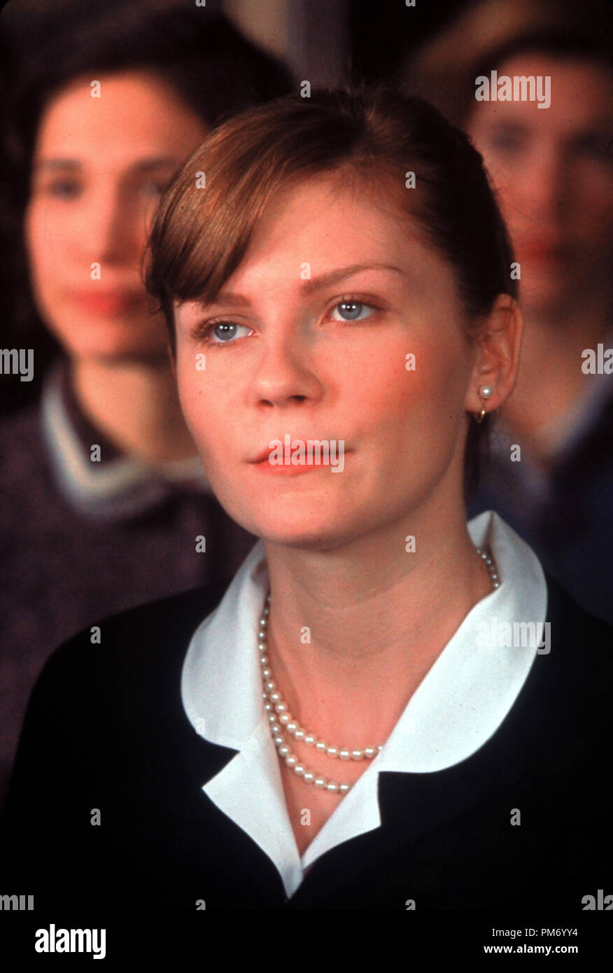 Film Still / Publicity Still from "Mona Lisa Smile" Kirsten Dunst ...