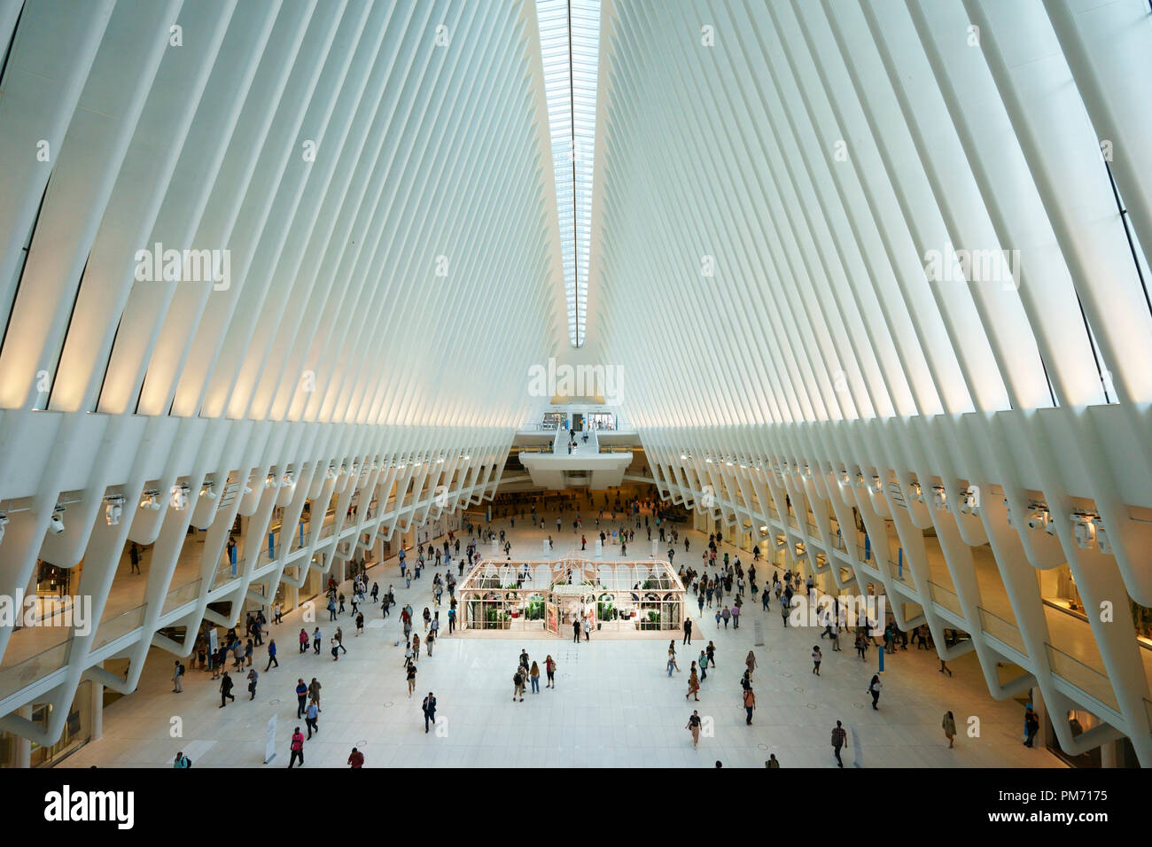 Interior view of the Oculus aka Westfield World Trade Center Mall ...