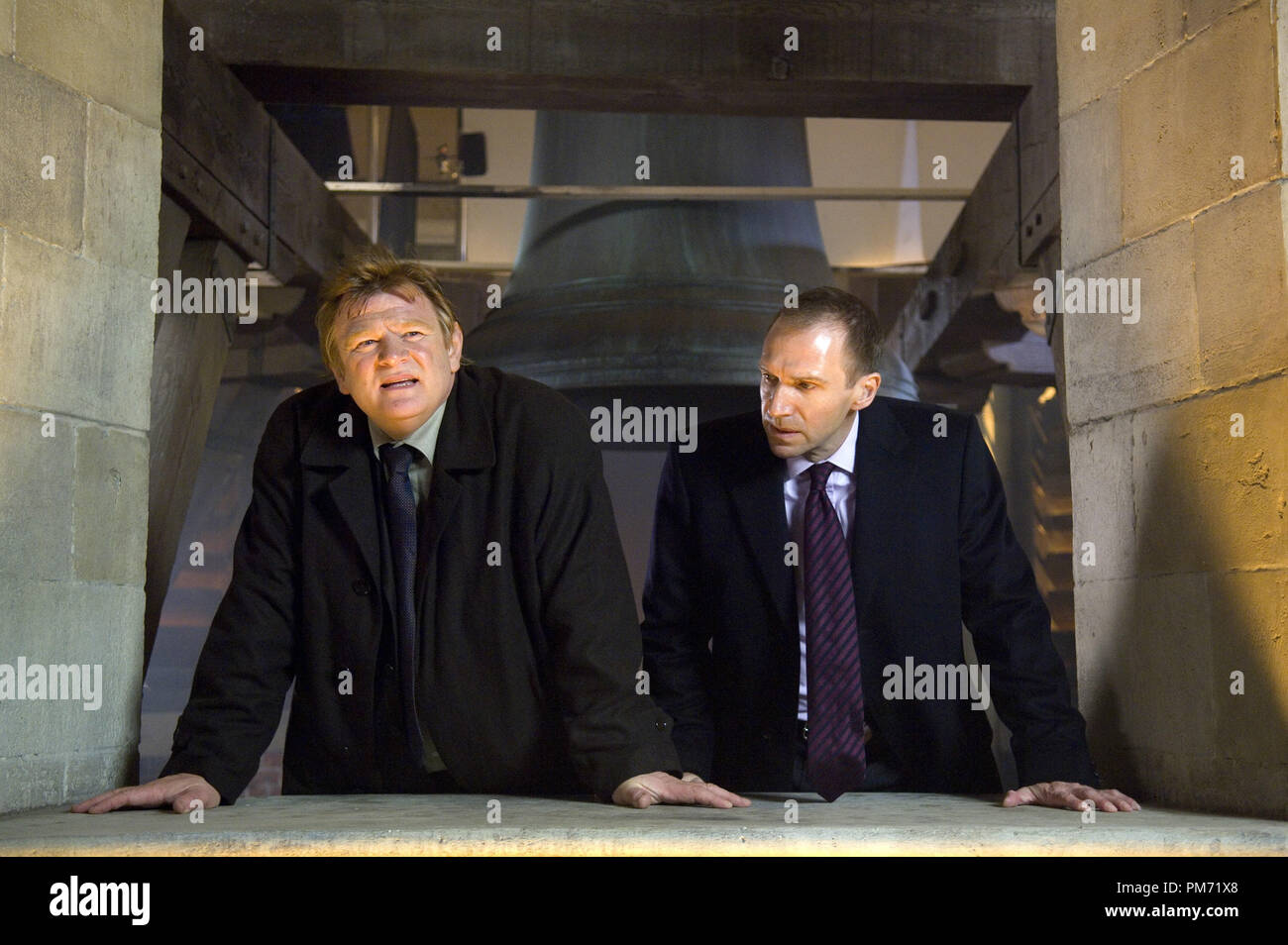 Brendan gleeson and ralph fiennes hi-res stock photography and images ...