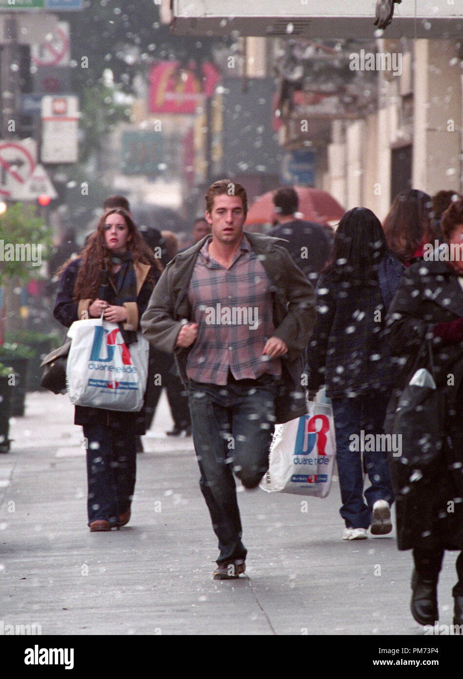 Studio Publicity Still from "Felicity" Scott Speedman 2001 Photo credit ...