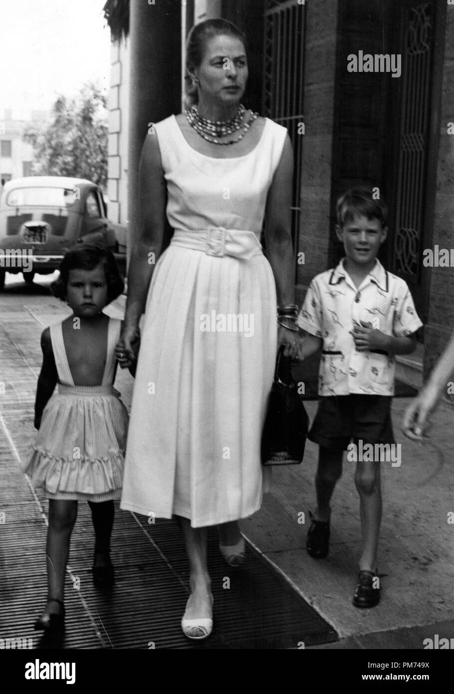Ingrid Bergman Criancas 221 Ingrid Bergman Daughter Stock Photos,