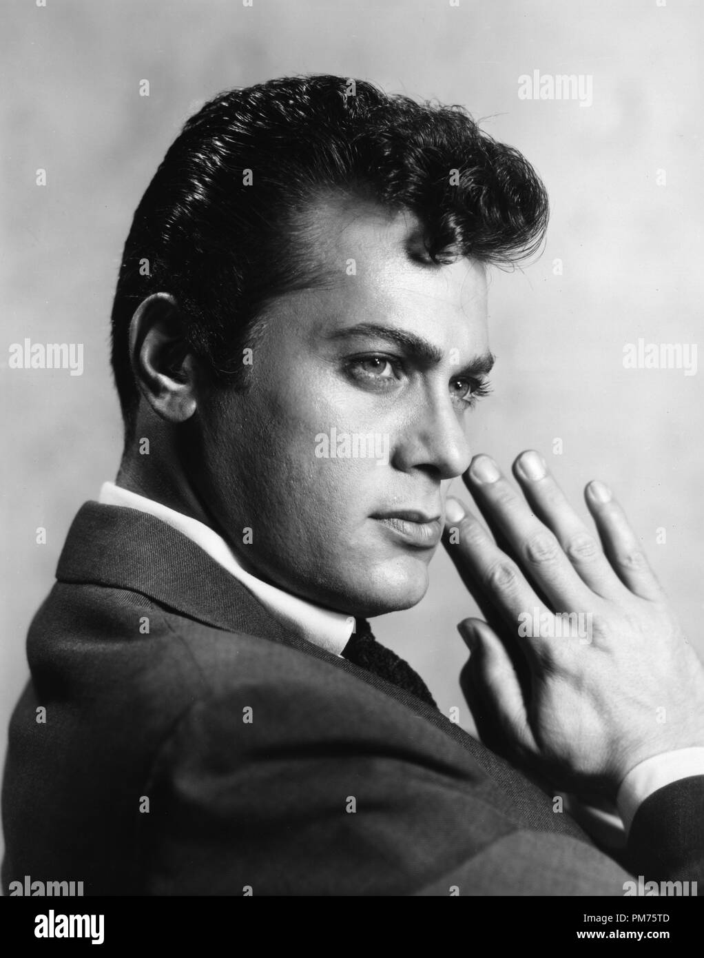 Publicity still, Tony Curtis circa 1964 File Reference # 30928 734THA ... Publicity still, Tony Curtis circa 1964 File Reference # 30928 734THA ...