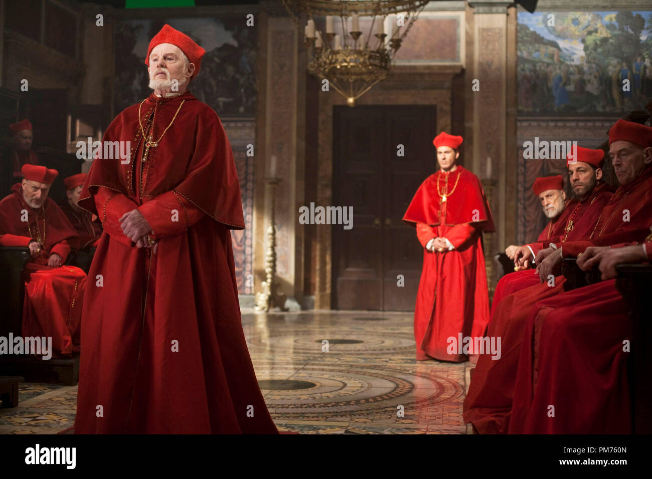 Derek jacobi hi-res stock photography and images - Alamy