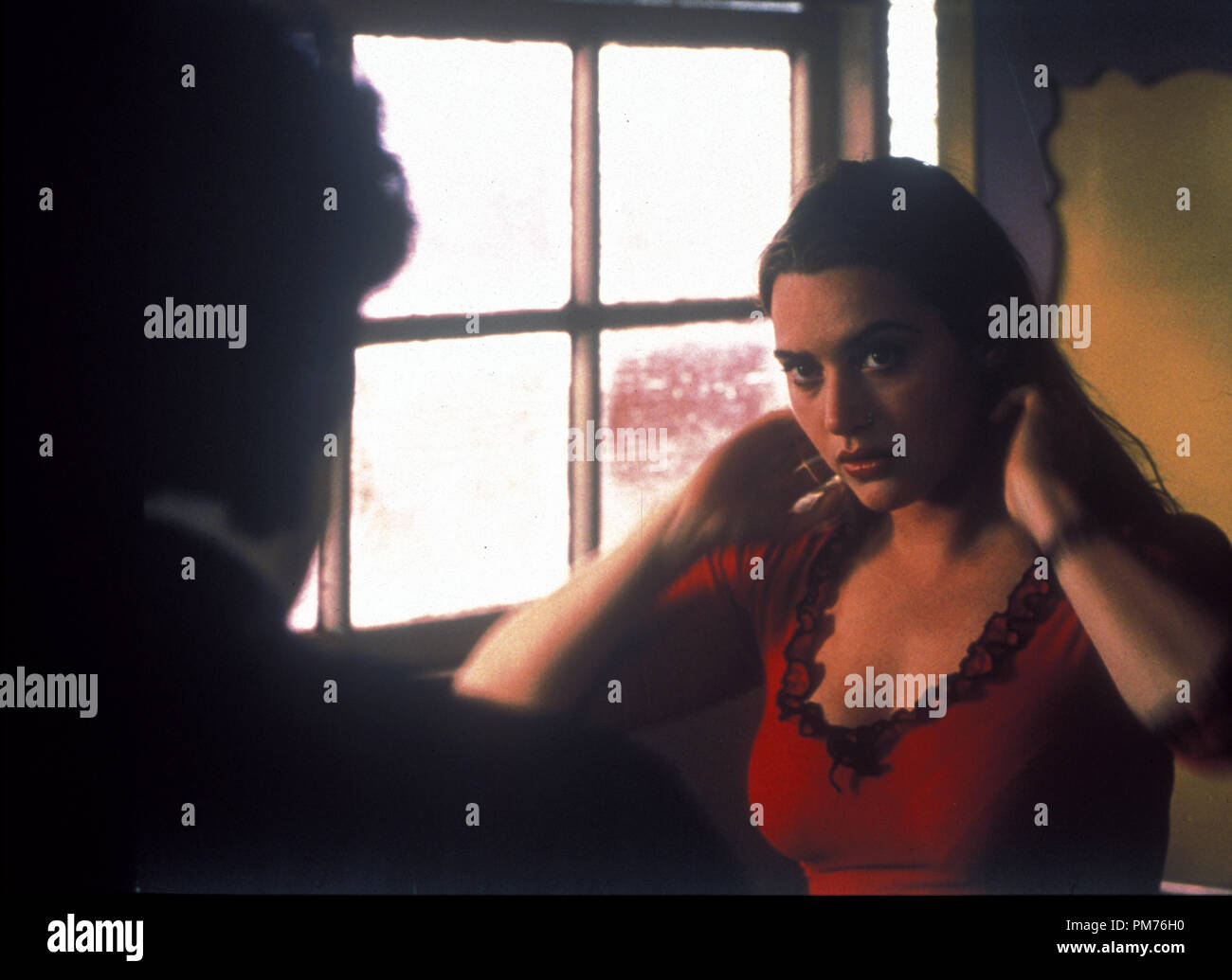 Film Still / Publicity Still from "Holy Smoke" Kate Winslet © 1999 ...
