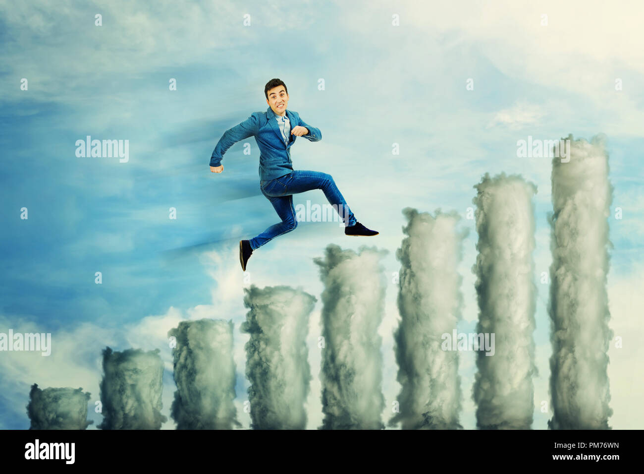 Fast forward clouds hi-res stock photography and images - Alamy