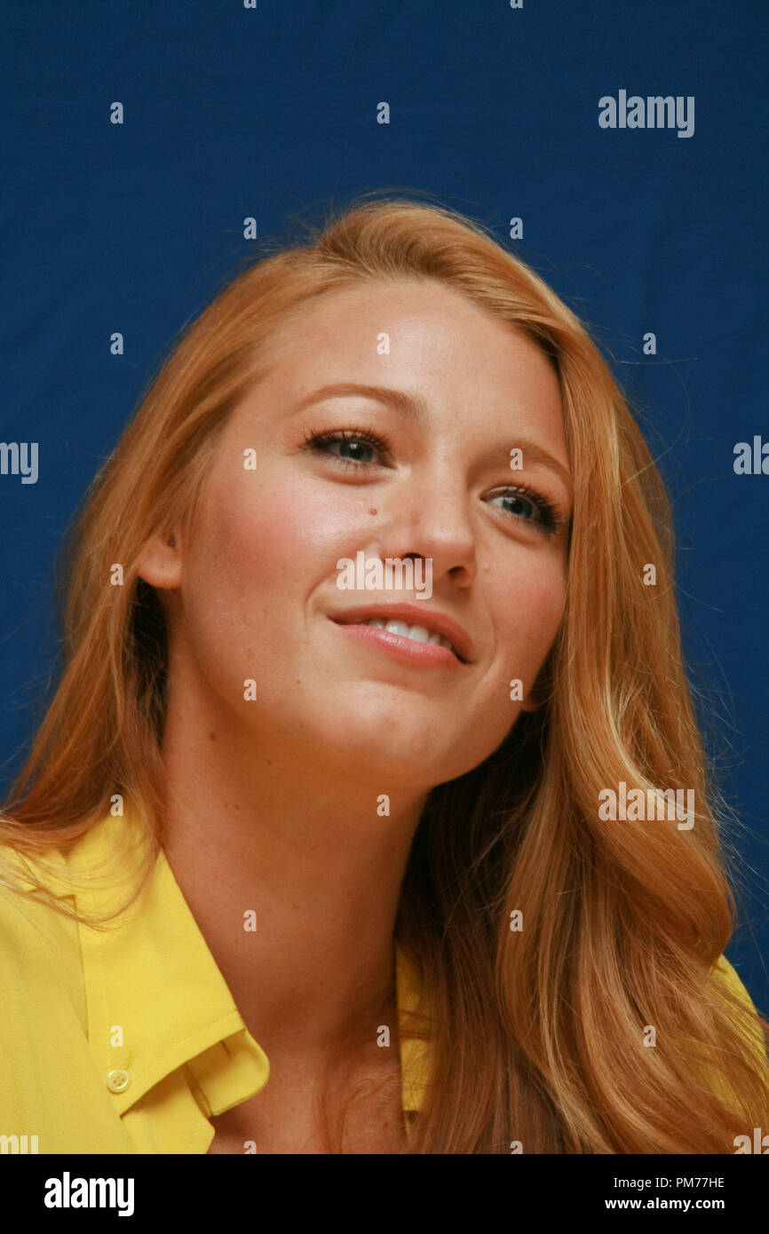 Blake Lively "Green Lantern" Portrait Session, June 7, 2011 ...