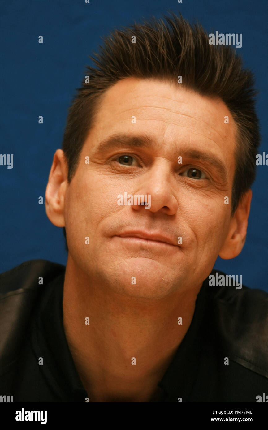 Jim carrey portrait hi-res stock photography and images - Alamy