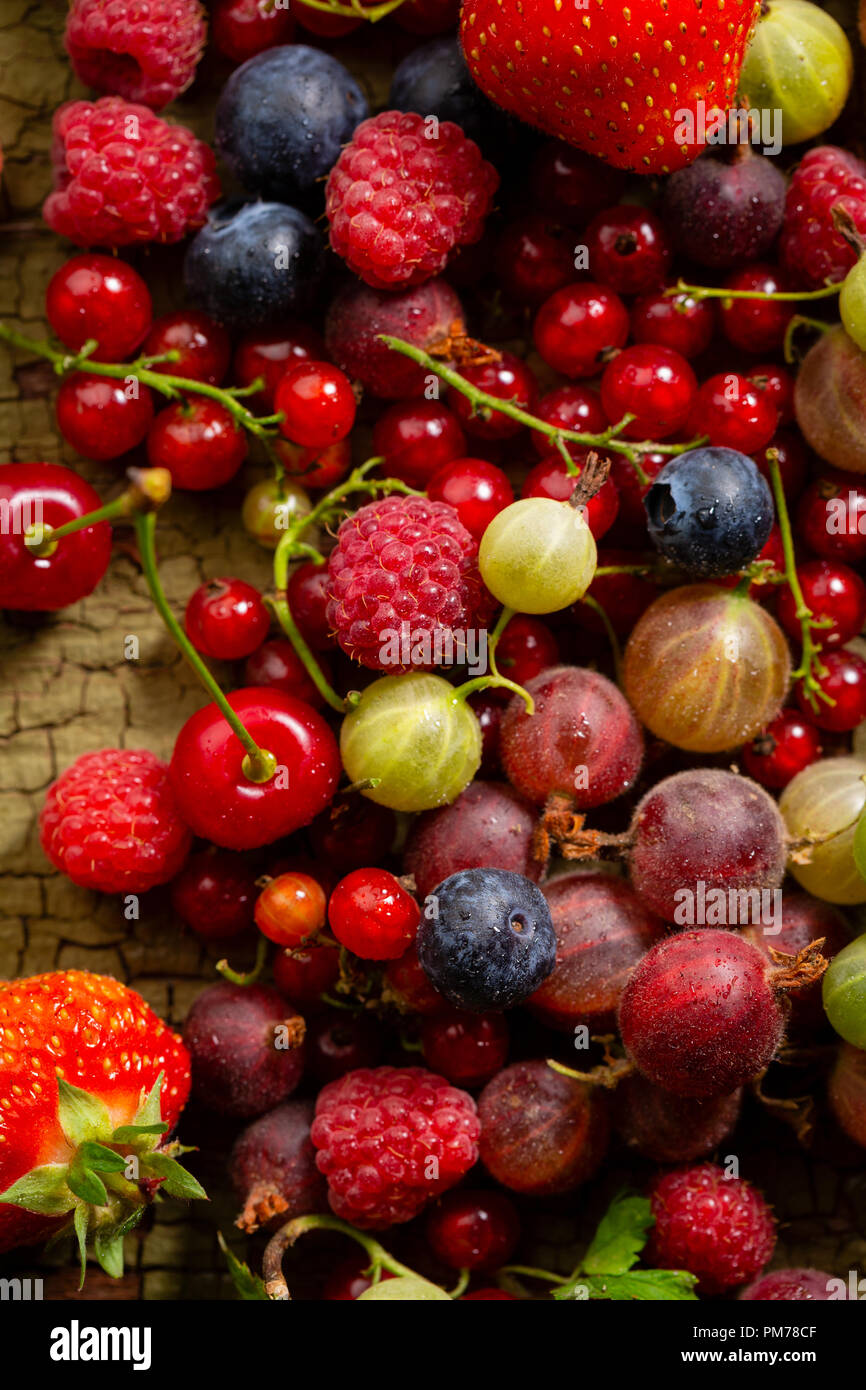Summer berry mix Stock Photo - Alamy