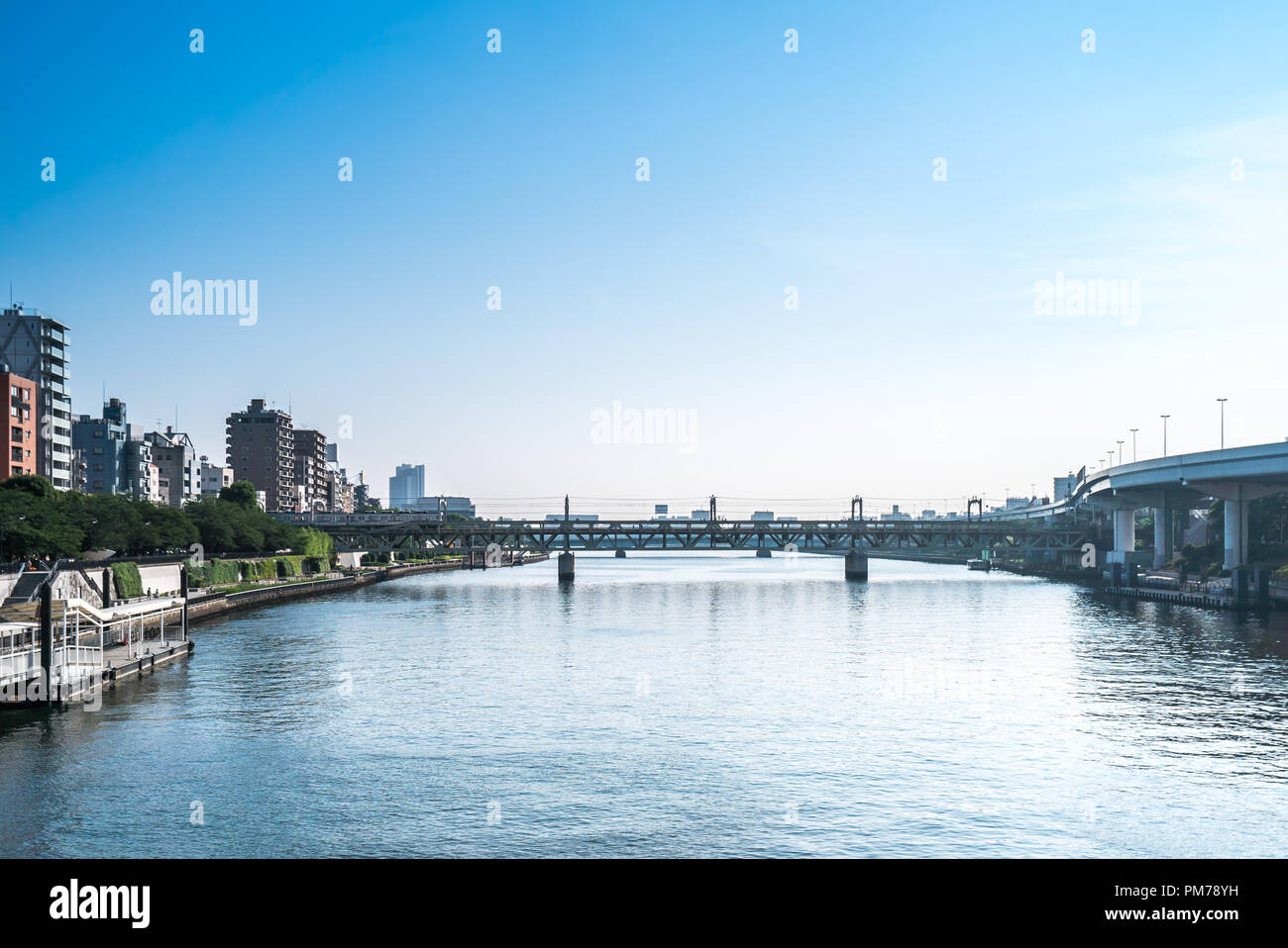 Japanese railway bridge tokyo hi-res stock photography and images - Alamy