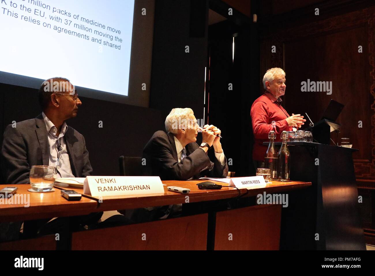 Is a bad deal for science hi-res stock photography and images - Alamy