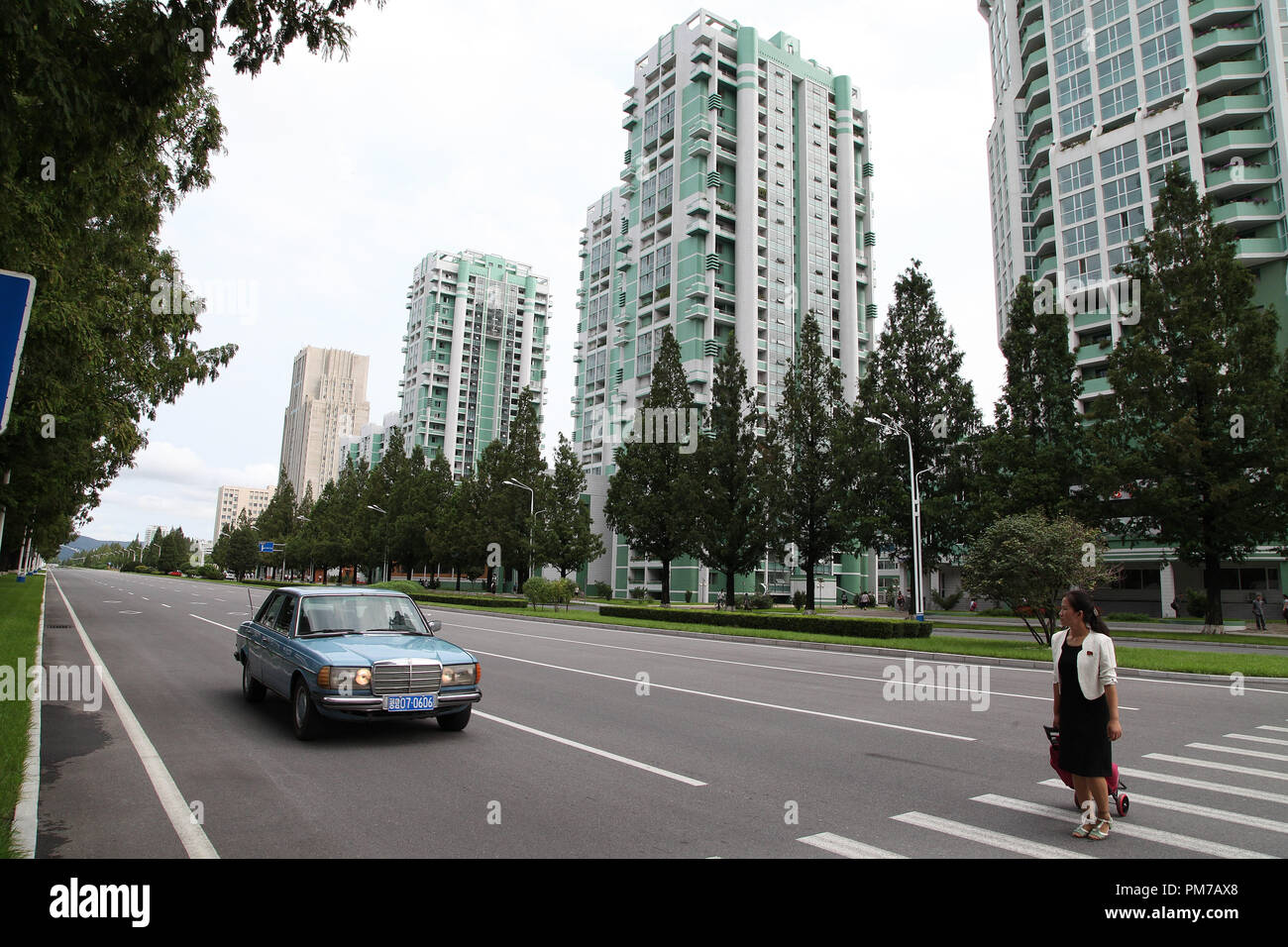 Daily life in Pyongyang Stock Photo - Alamy