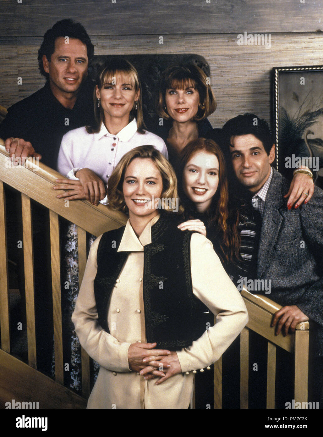 Alan rosenberg cybill hi-res stock photography and images - Alamy