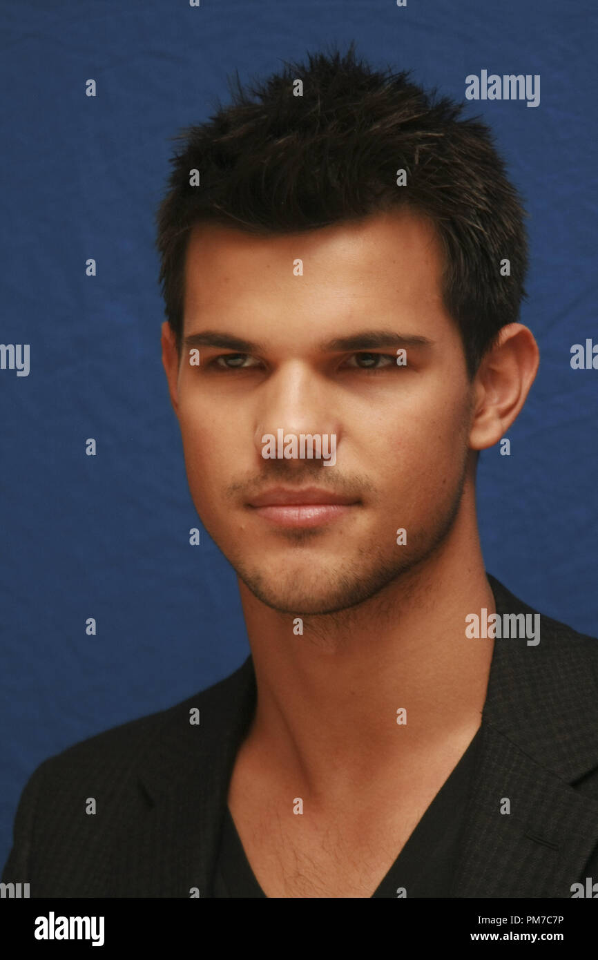Taylor Lautner Body Breaking Dawn