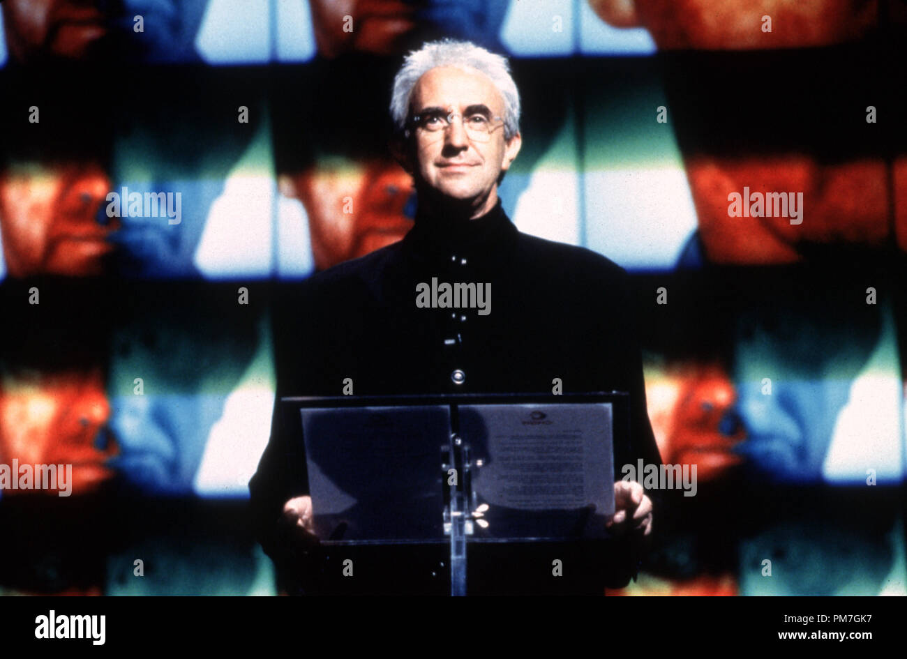 Jonathan pryce bond hi-res stock photography and images - Alamy