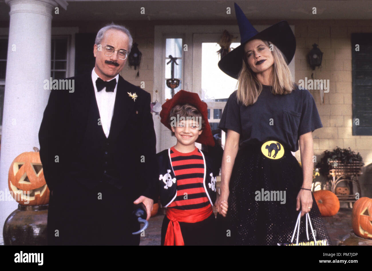 Film Still from "Silent Fall" Richard Dreyfuss, Ben Faulkner, Linda ...