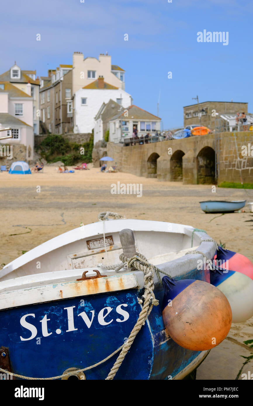 The port of st ives hi-res stock photography and images - Alamy