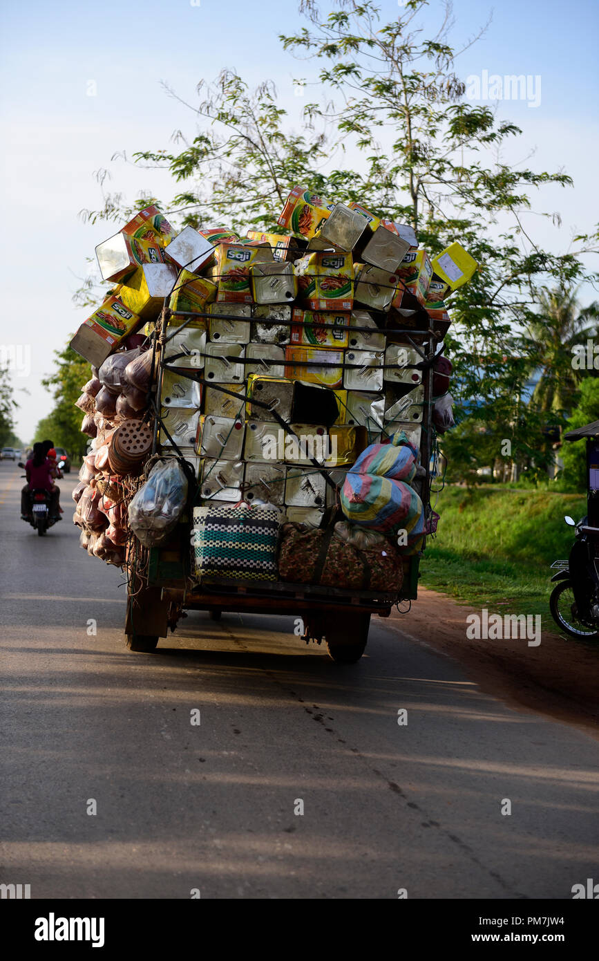 Selective sorting hi-res stock photography and images - Alamy