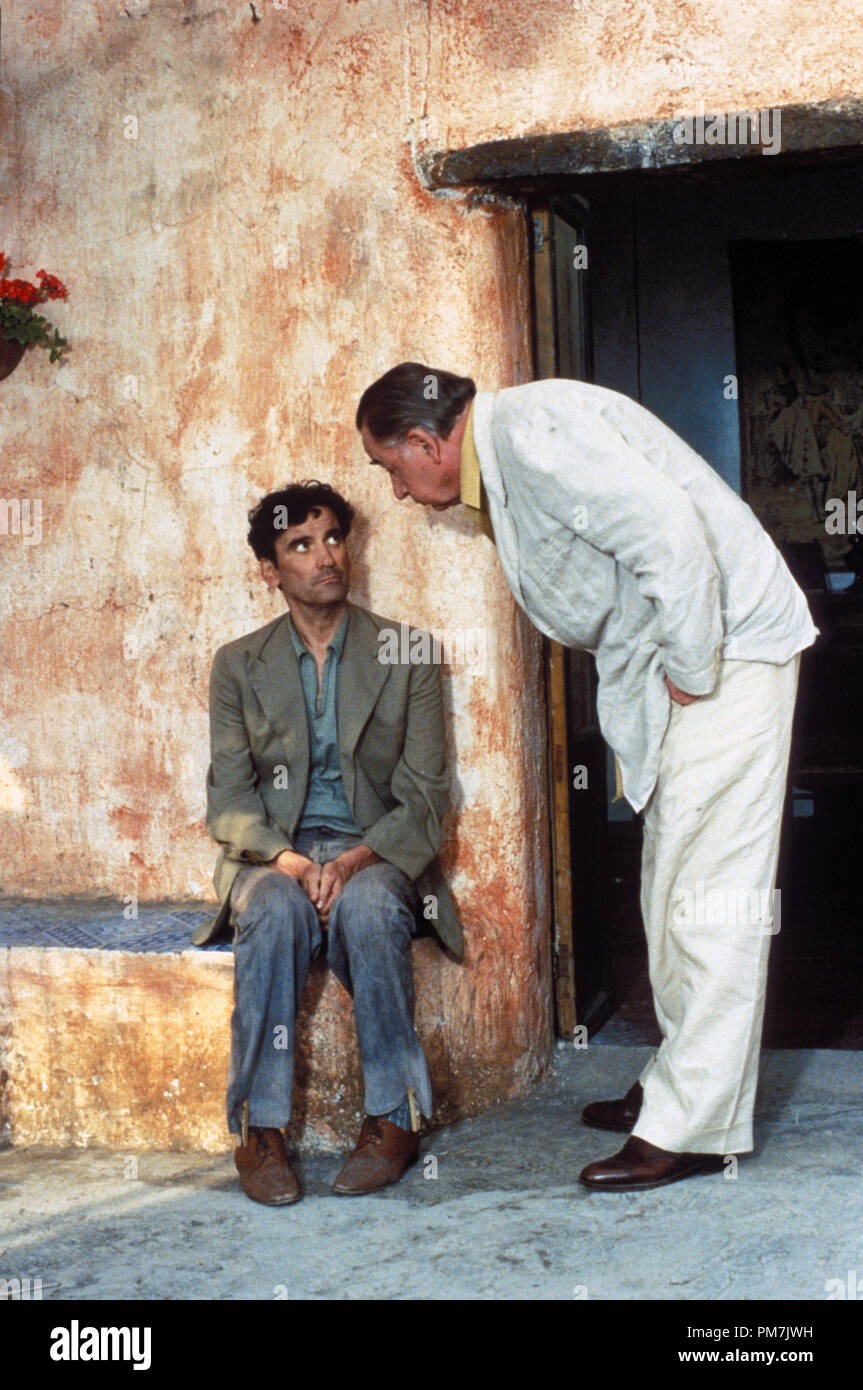 Film Still from "Il Postino" Massimo Troisi, Philippe Noiret © 1994 ...