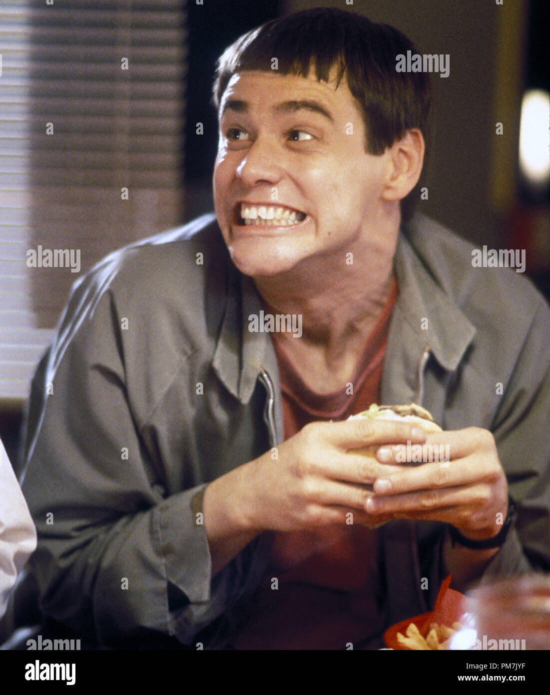 Jim carrey dumb and dumber 1994 hi-res stock photography and images - Alamy
