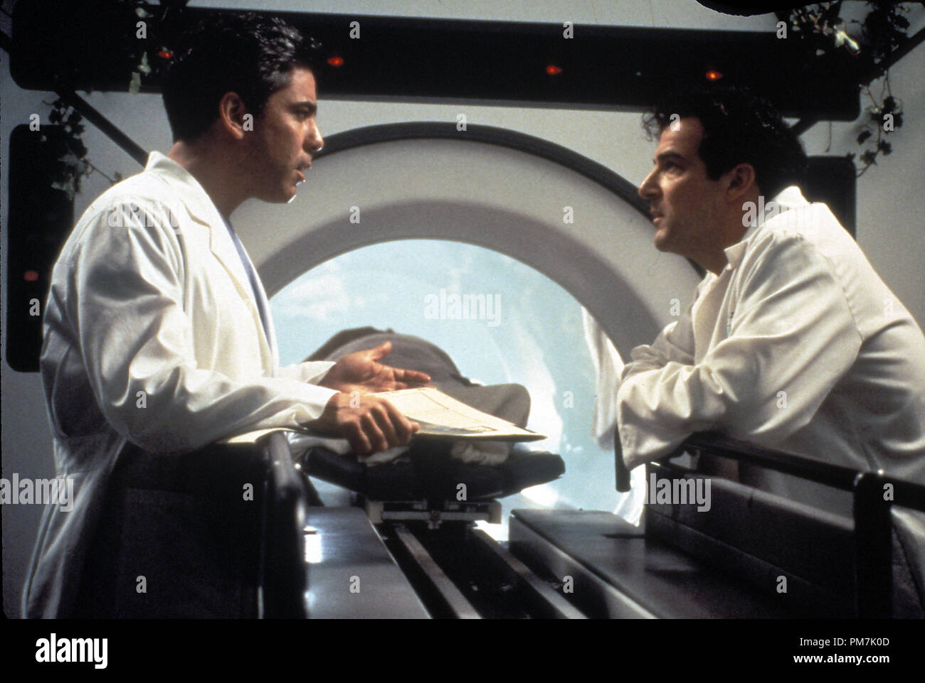 Adam arkin 1994 hi-res stock photography and images - Alamy