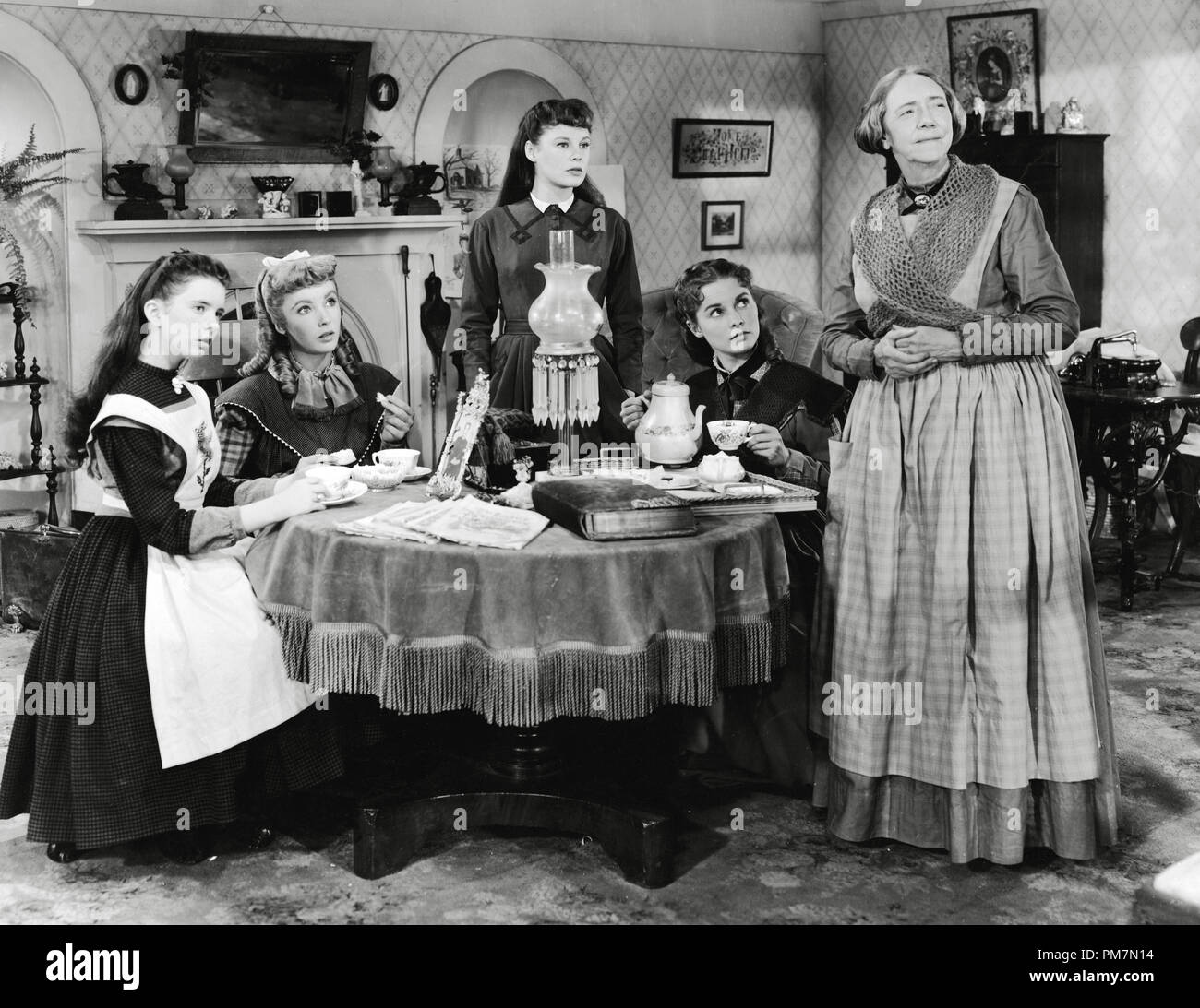 Mujercitas 1949 Little Women 1949 June Allyson Black And White Stock