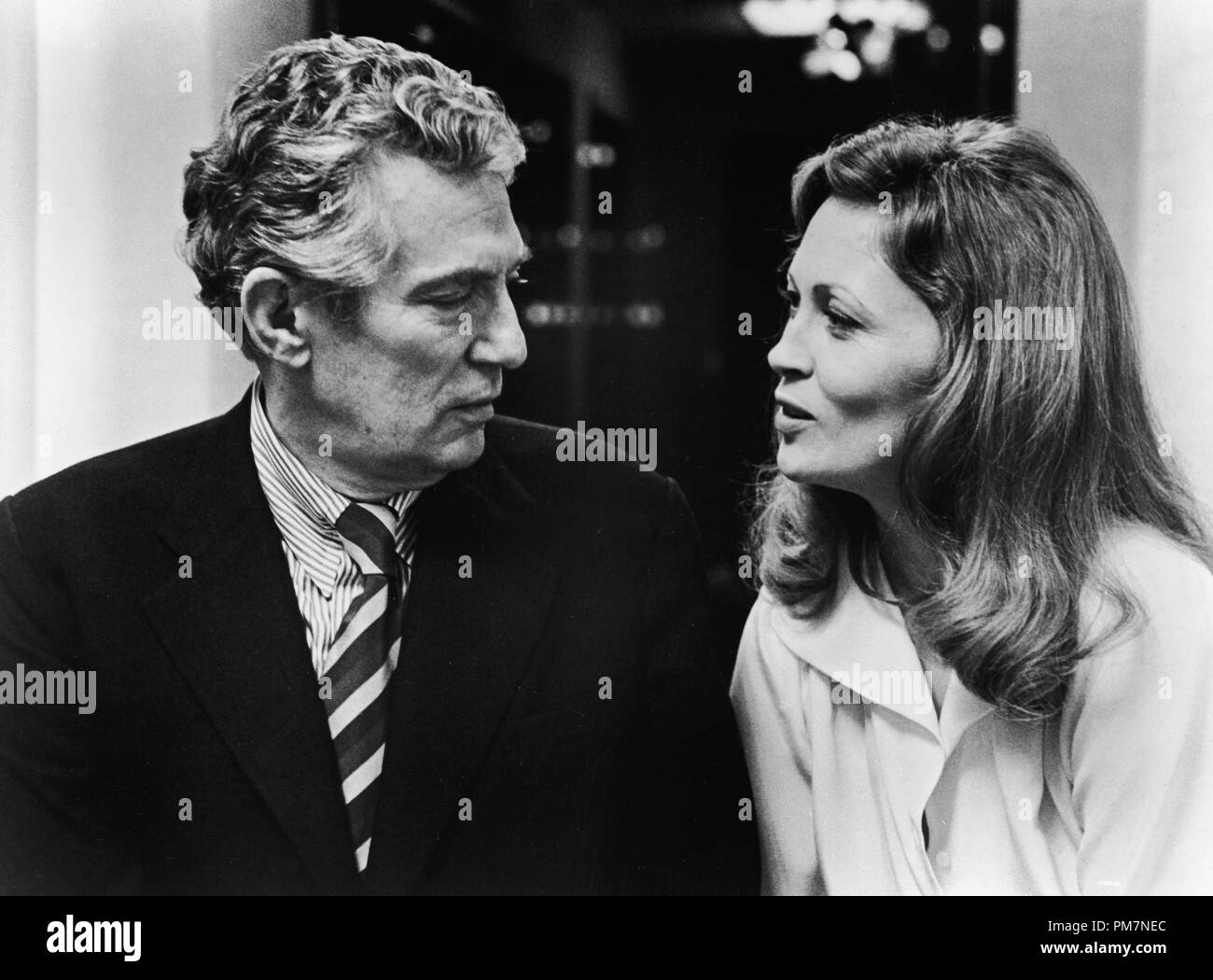 Peter Finch and Faye Dunaway, "Network" 1976 MGM File Reference # 31202 ...