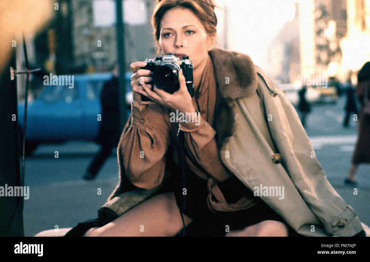 Eyes of laura mars hi-res stock photography and images - Alamy
