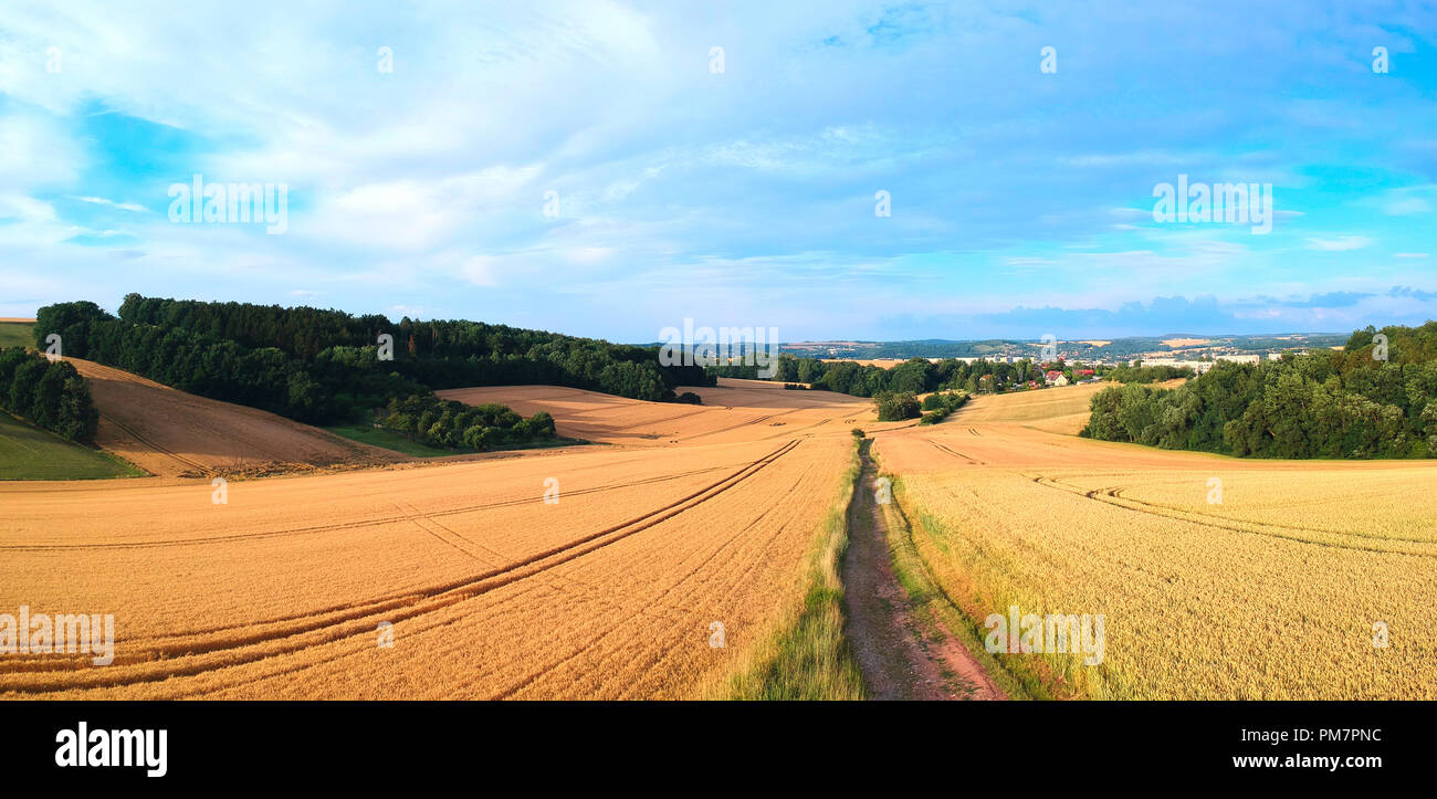 Rural summer landscape hi-res stock photography and images - Alamy