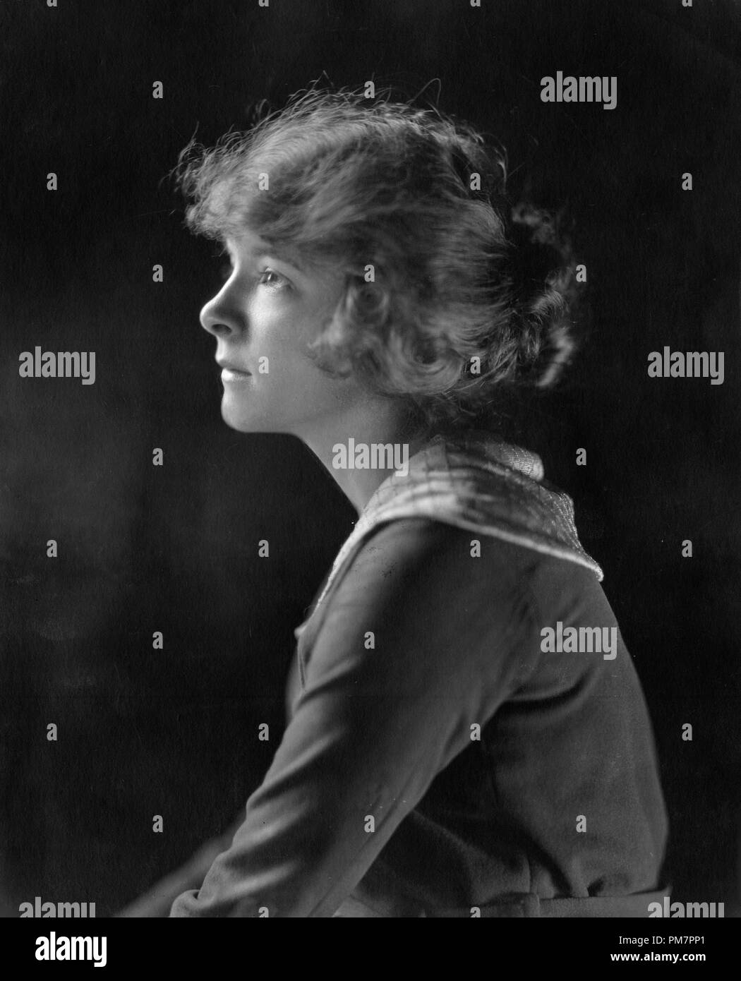 Studio Publicity Still: Helen Hayes circa 1920 File Reference # 31386 ...