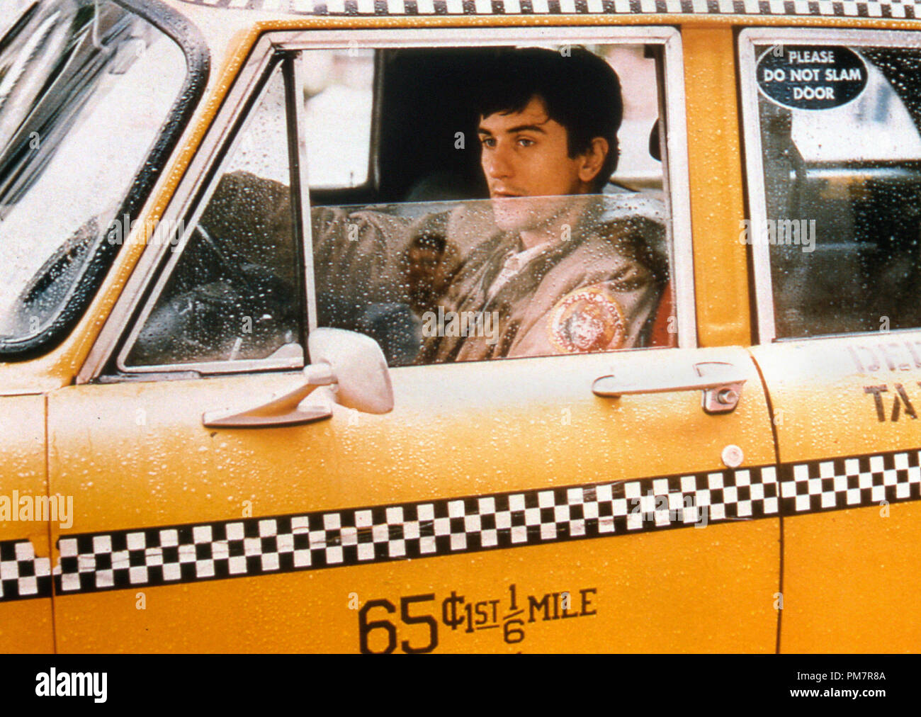 Studio Publicity Still: "Taxi Driver" Robert De Niro 1976 Columbia File ...
