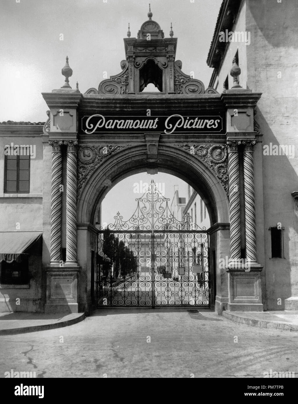 Paramount pictures studio hi-res stock photography and images - Alamy