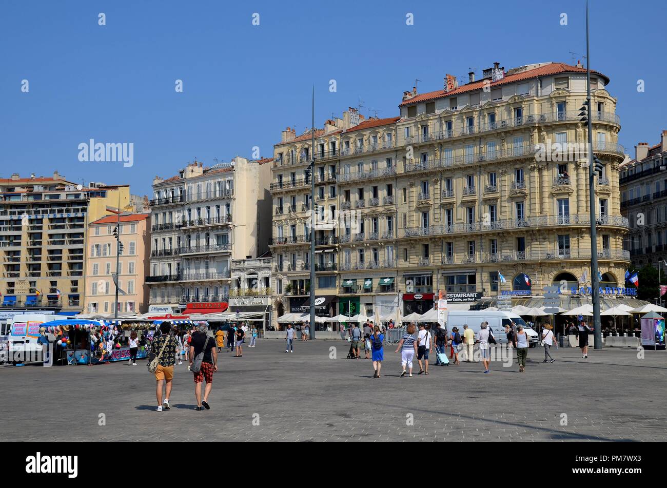 Zentrum der hi-res stock photography and images - Alamy